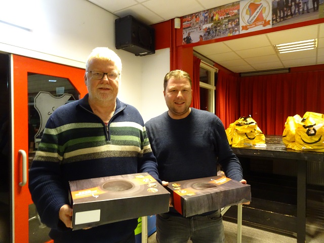 Aart Brons en Jeroen Goseling winnen klaverjasmarathon 2023 | sc Hoevelaken